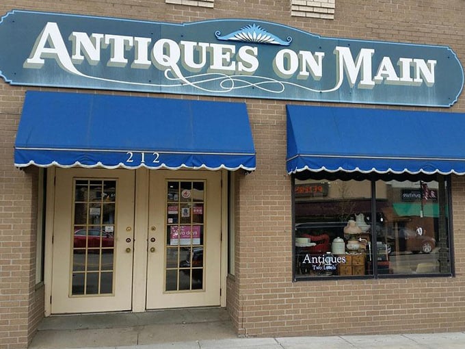 Main Street magic meets vintage variety! Antiques on Main is where history comes with a price tag – and usually a great story. Photo credit: Antiques On Main