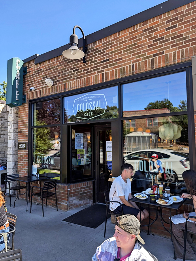 Colossal Cafe: Don't let the name fool you – it's tiny, but the flavors are larger than life!