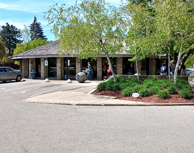 Kopp's: Where frozen custard dreams and burger fantasies collide. It's like Willy Wonka opened a diner, and we're all golden ticket winners!