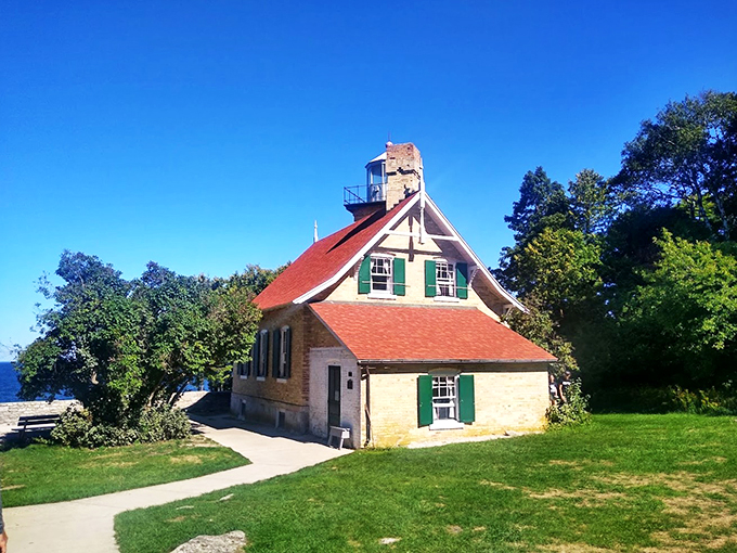 Lighthouse alert! This charming beacon stands guard over Green Bay's waters, a perfect backdrop for your "I'm on a boat" moment.