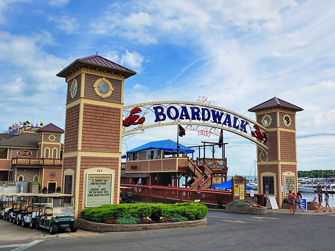 Ahoy, food lovers! The Boardwalk's nautical charm and harbor views will have you singing sea shanties between bites.