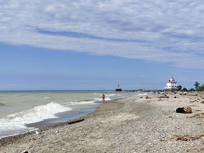 Sand dunes and blue horizons! It's like the beach and the prairie had a beautiful baby. Time to unleash your inner explorer!