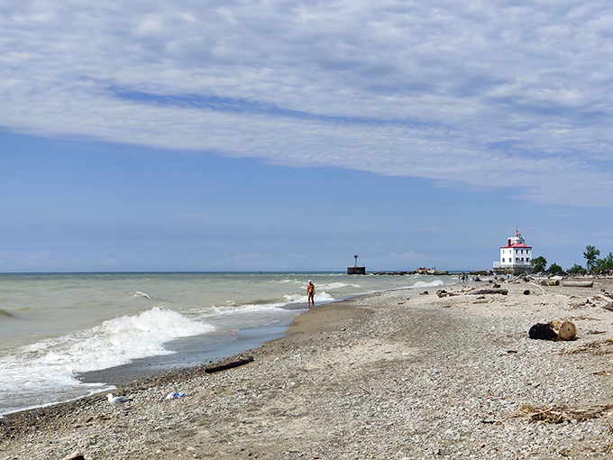 Sand dunes and blue horizons! It's like the beach and the prairie had a beautiful baby. Time to unleash your inner explorer!