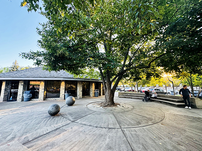 Brick, glass, and a whole lot of deliciousness. Kopp's stands ready to satisfy your burger cravings and sweet tooth in one fell swoop.