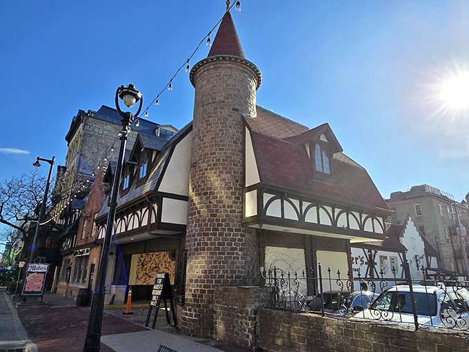 Where old-world charm meets new-world appetite. Mader's architecture is a feast for the eyes before the real feast begins.