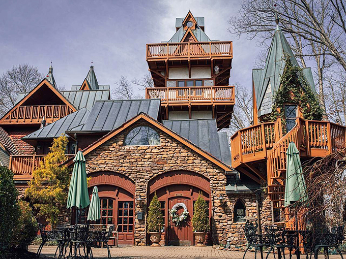 Clear Fork Gorge: Ohio's answer to the Grand Canyon. Smaller, greener, and with 100% less chance of heat stroke!