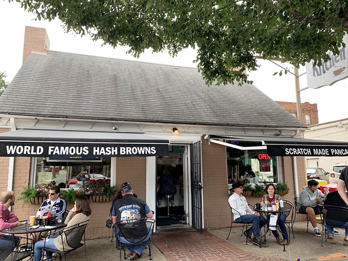 No frills, all thrills! This cozy diner serves up nostalgia with a side of perfectly crispy hash browns.