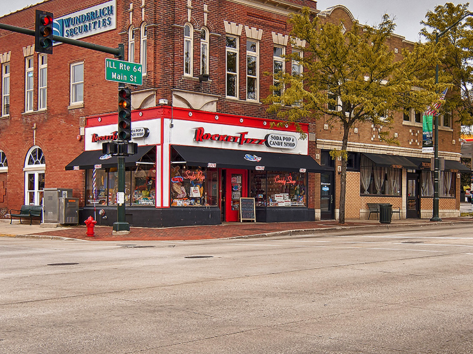 Unleash your inner donut designer! At The Donut Experiment, your wildest sugar-coated dreams come true.