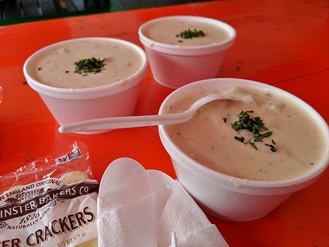 Clam chowder so creamy, it could make a New Englander weep with joy. Comfort in a bowl, folks!
