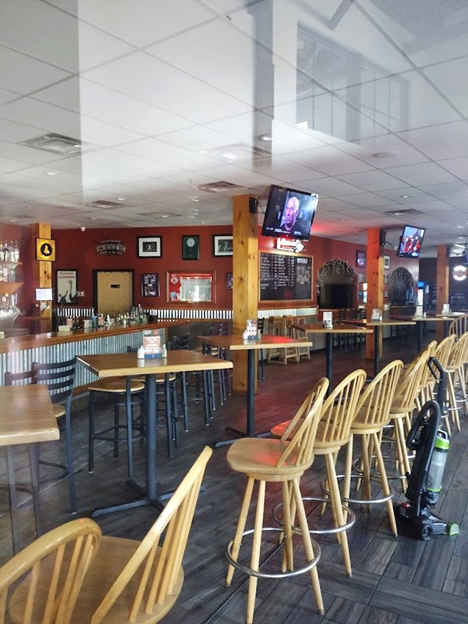 Where Cheers meets modern sports bar - wooden beams and flat screens create that 'everybody knows your name' vibe.