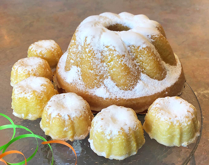 Meet the Lemon Lulu Cake: a zesty superstar that'll make your taste buds do the happy dance. It's sunshine in dessert form!