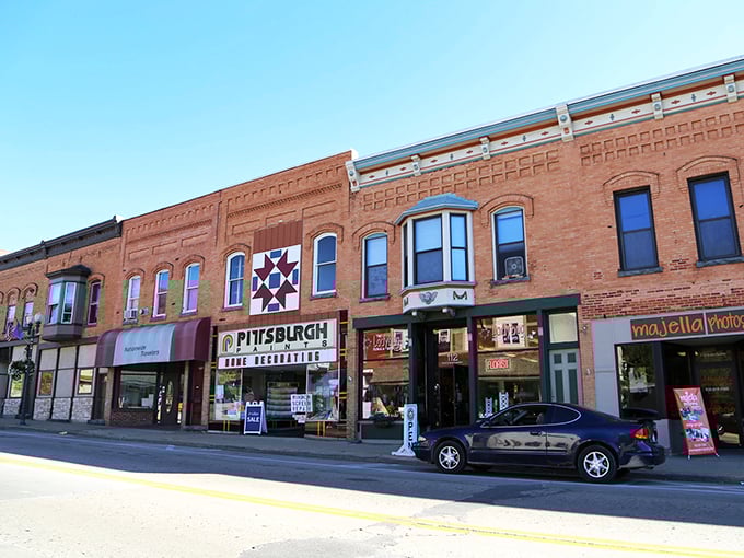 Window shopping in Berlin is like flipping through a vintage catalog. From quilt shops to old-fashioned pharmacies, it's retail therapy with a nostalgic twist.