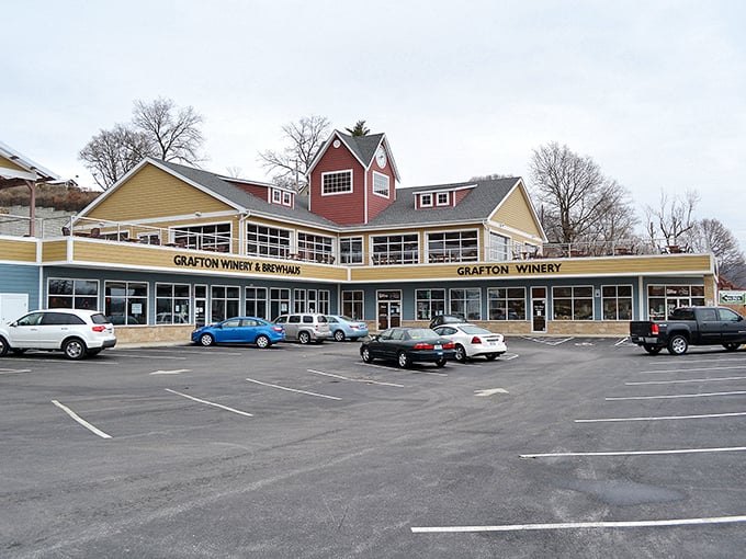 Wine country meets Huckleberry Finn! Grafton Winery & Brewhaus offers river views and brews that'll make you want to build a raft and stay awhile.