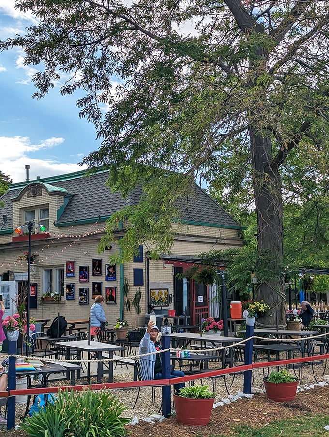 Urban oasis alert! Waterfront Cafe's beachfront escape will have you checking your GPS to make sure you're still in Chicago. Photo credit: Mike Nontharit Maniam