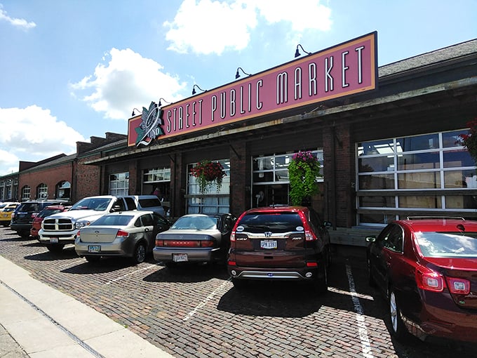 Where Wright brothers meet foodies' delights! 2nd Street Market serves up innovation by the plateful in true Dayton style.