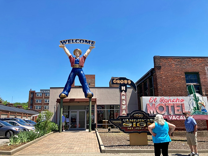 It's where neon dreams come to retire. Vegas, eat your heart out&mdash;Ohio's got the real sign show!