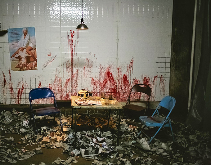 Welcome to the world's most disturbing home improvement show! Today's episode: How to achieve that "serial killer chic" look on a budget.