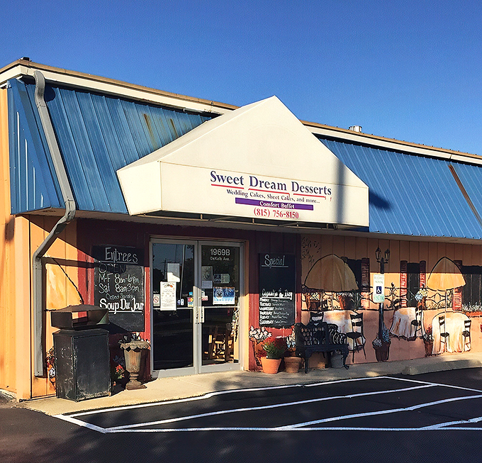 Sweet Dream Desserts & Catering: "Who needs a time machine? Step into Sweet Dream and travel back to a world where calories were just a twinkle in a nutritionist's eye."