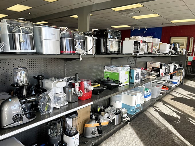 Kitchen gadgets galore! From coffee makers to blenders, this aisle is where culinary dreams meet budget-friendly reality.