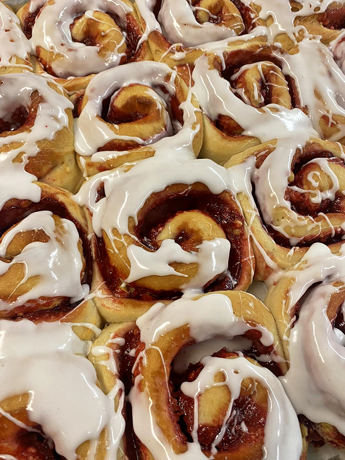 Beware the siren call of these cinnamon rolls! Their swirls of sugary goodness are more hypnotic than a lava lamp at a '70s disco.