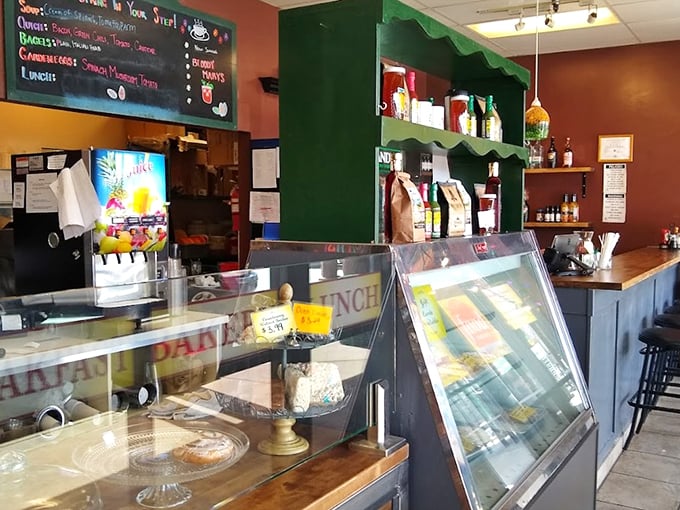Decisions, decisions! This counter is where breakfast dreams come true. From fluffy pancakes to savory omelets, it's a morning smorgasbord that'd make Ron Swanson weep with joy.