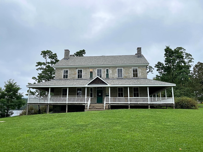 This isn't your average lakeside cottage. The Hawley House stands proud, like a Victorian gentleman who's discovered the joys of casual Fridays.