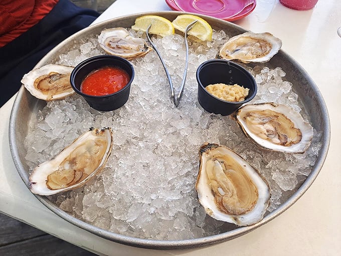 A perfectly presented sextet of briny beauties on ice, with classic accompaniments standing by for their supporting roles.