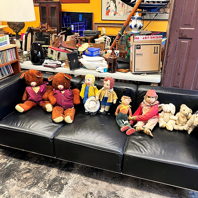 Toy Story, vintage edition! These charming old-timers look ready to spring to life and share tales of playtimes past.