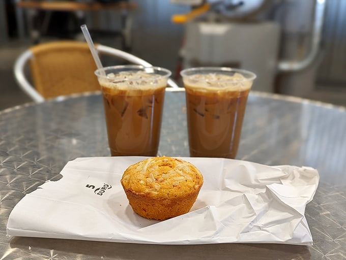 The dynamic duo of caffeine and carbs! These iced coffees and muffin look ready to turn any morning frown upside down.