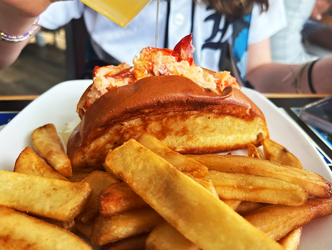 Watch that melted butter drizzle over chunks of fresh lobster &ndash; it's like jewelry for your lunch, only tastier.