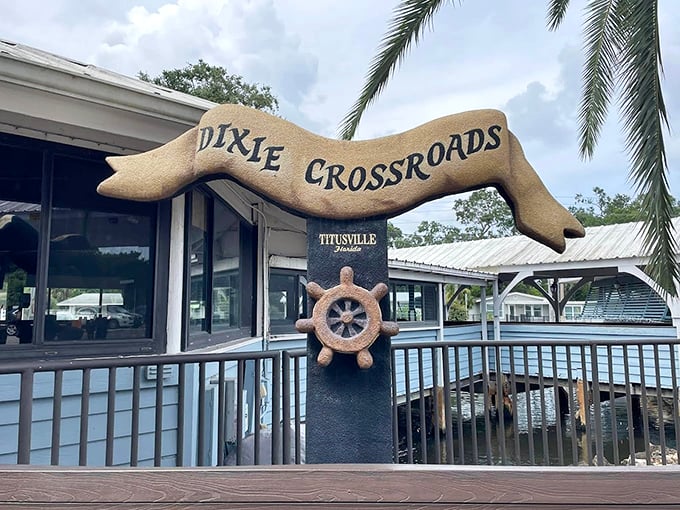 Dixie Crossroads: Where retro meets delicious! This Titusville gem is serving up nostalgia with a side of hush puppies.