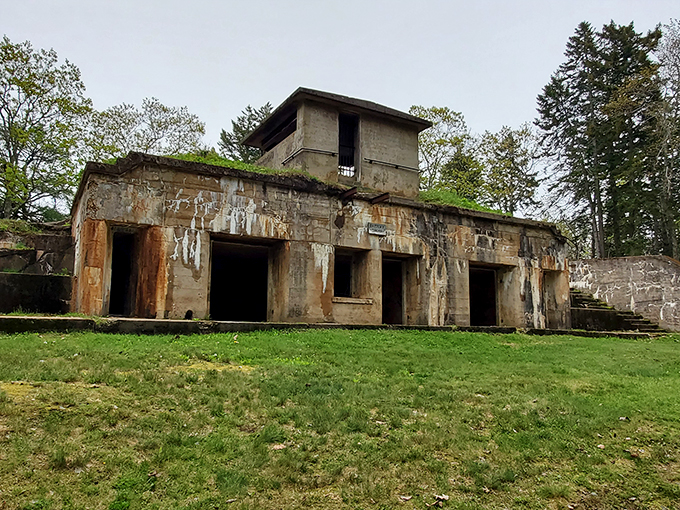 Fort Baldwin: Stairway to history heaven! This hilltop fort offers panoramic views that would make an eagle jealous.