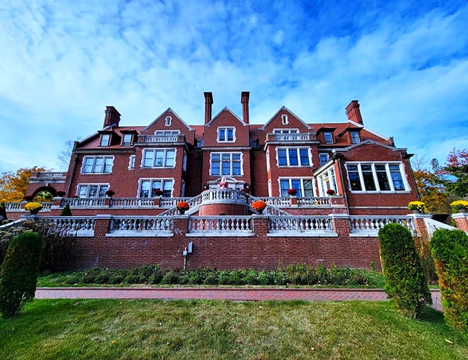Murder, they wrote... and built! This opulent mansion on Lake Superior is equal parts "Downton Abbey" and true crime podcast.