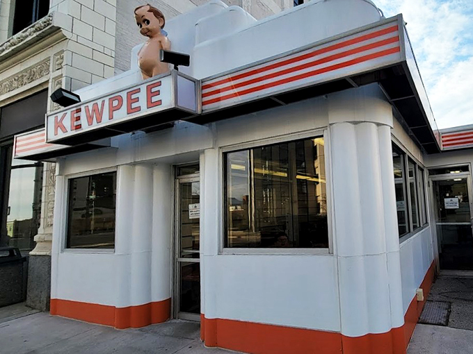 Art Deco meets meat patty! Kewpee's unique architecture is a feast for the eyes, while their burgers satisfy the stomach.