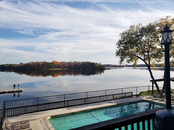 Sunset skies that'd make Bob Ross jealous. At Ruttger's, even the clouds are showing off.