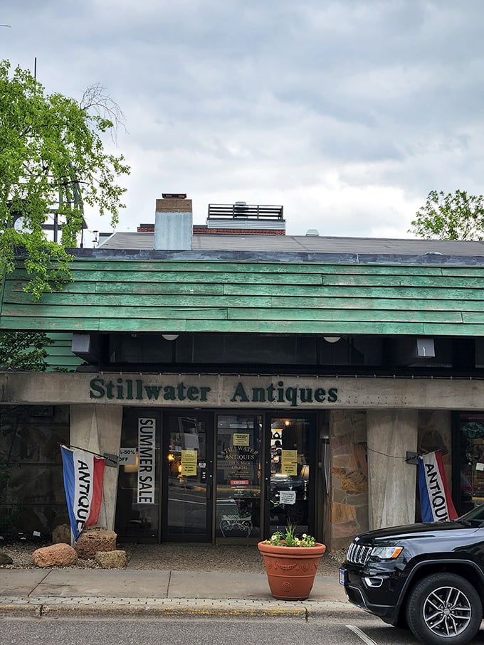 Stillwater by name, but a whirlwind of vintage finds! It's like a treasure hunt where X marks... well, pretty much everything. Photo credit: Musa Ibne Mannan Imon (KP Imon)