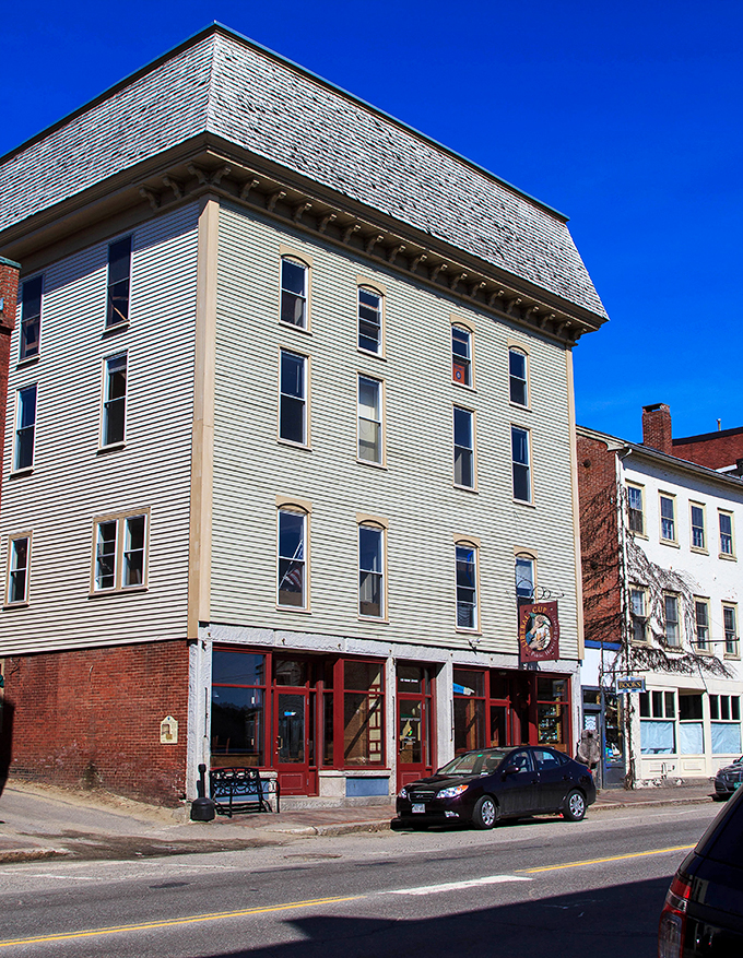 The Liberal Cup: Where history meets hops in a building that's seen more stories than a librarian. It's not just a pub; it's a time machine with taps.