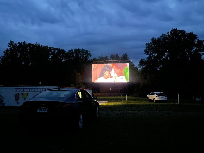Where every car is a time machine and every hot dog is a gourmet adventure. Welcome to movie night, Hi-Way style! Photo credit: Rhiannon Nicole