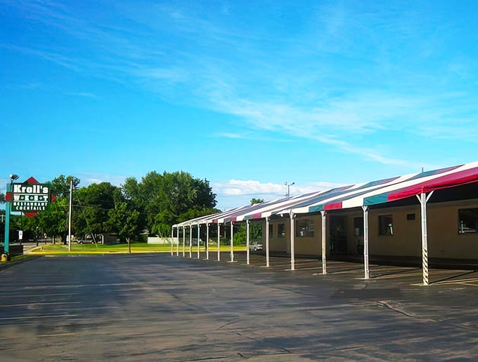 Classic American dining at its finest. Kroll's West is where burger dreams come true, and diet plans go to die (happily).