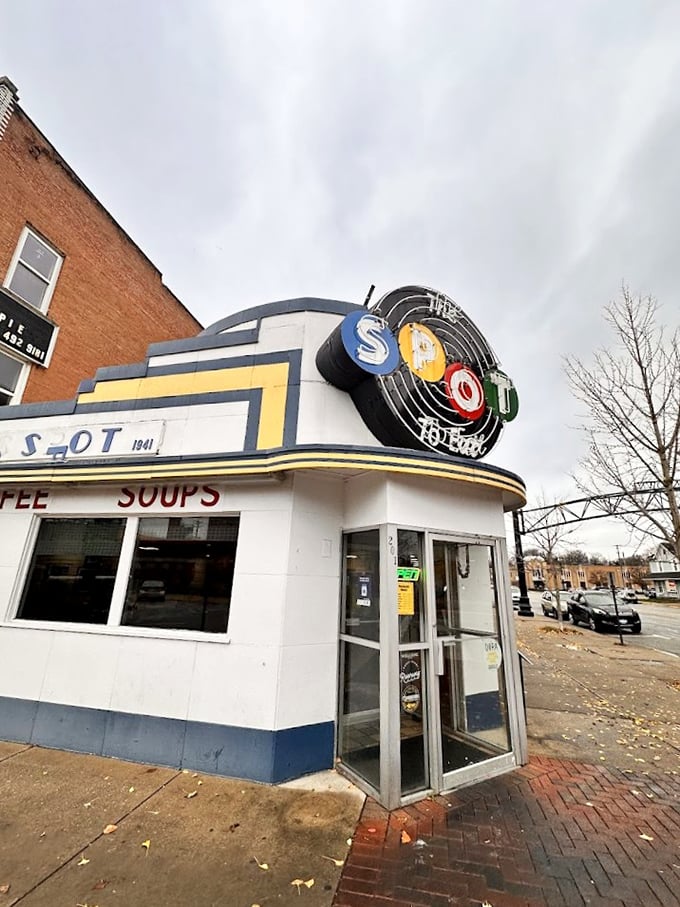 With a sign that could double as a UFO, The Spot is one small step for man, one giant leap for milkshake-kind.