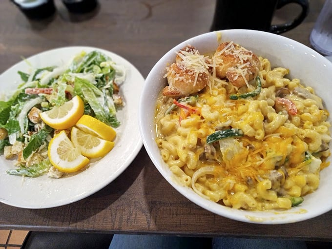 Mac and cheese that's dressed for success, with a side salad playing wingman. It's the dinner date your inner child always dreamed of.