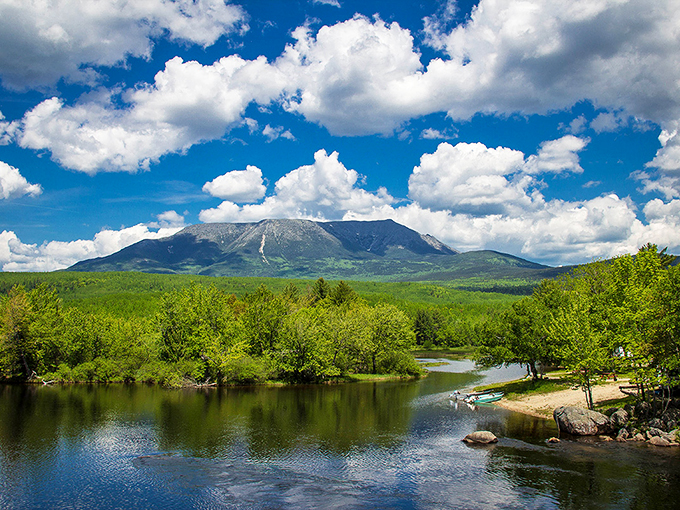 Mother Nature's masterpiece: Where mountains meet sky in a panorama that puts even IMAX to shame.