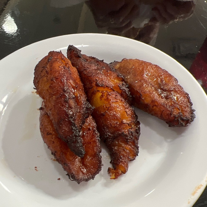 Sweet plantains: nature's candy with a crispy caramelized edge. They're like banana's cooler, sweeter cousin. Photo credit: Eileen R.