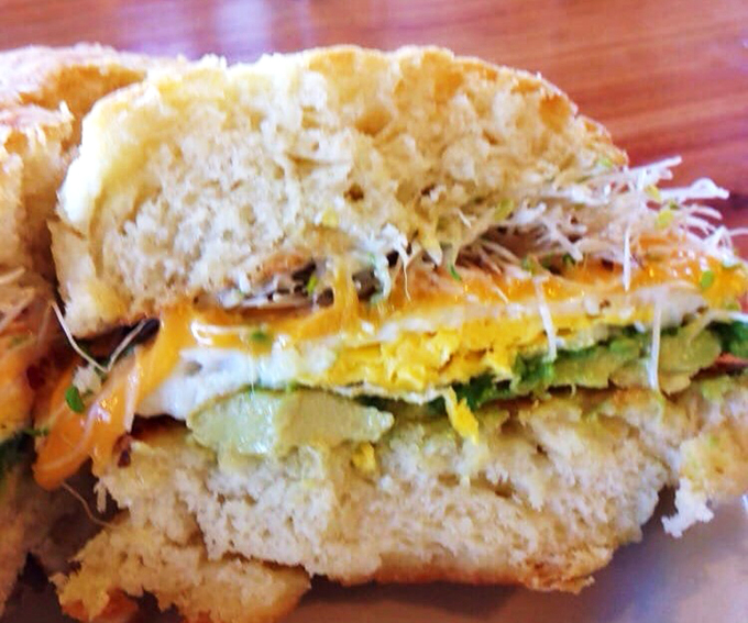 Holy guacamole! This breakfast sandwich looks like it could cure even the most stubborn case of the Mondays. It's not just a meal, it's a morning masterpiece.