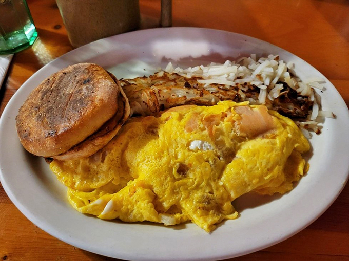 Eggs-cellent choice! This omelette is packed tighter than your suitcase after a shopping spree in Sedona.