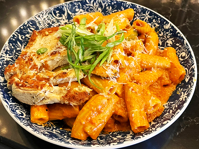 Pasta that's dressed to impress! This dish is bringing some serious sauce game, making your taste buds feel like they've hit the flavor jackpot.