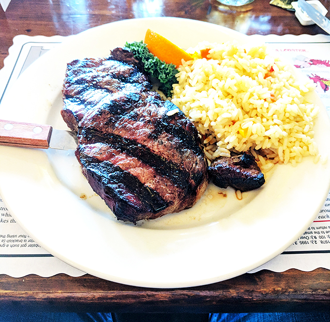Who says it's all about seafood? This steak could make even Poseidon consider becoming a landlubber. Surf and turf, anyone?