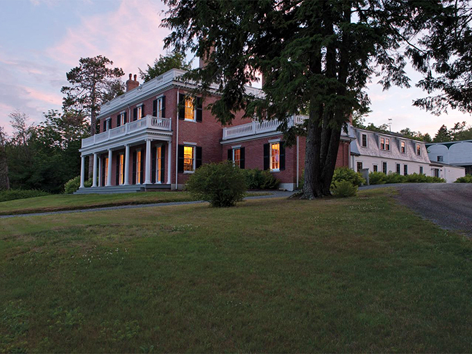 The Black House at Woodlawn: Not actually black, but definitely ready for its close-up on "MTV Cribs: 19th Century Edition."