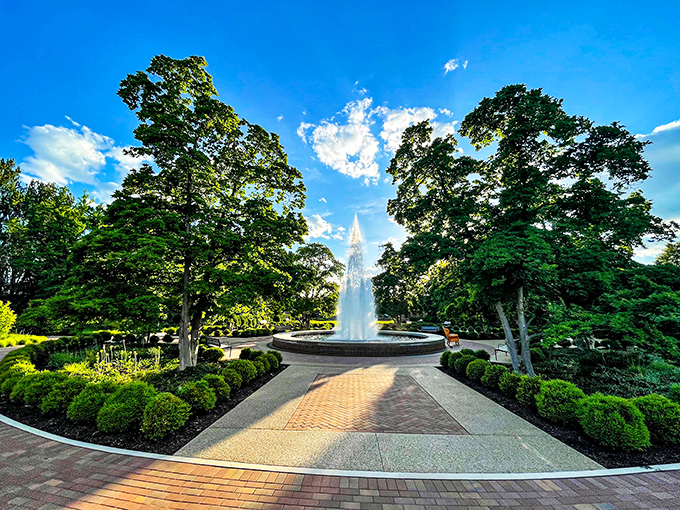 Cantigny Park: Where fountains reach for the sky and landscaping puts your lawn to shame.