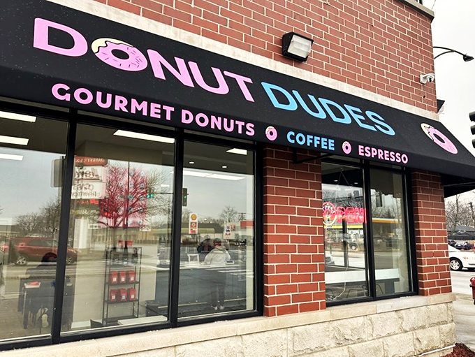 Dude, where's my donut? Right here at this sleek Chicago spot, where classic meets contemporary in delicious harmony.